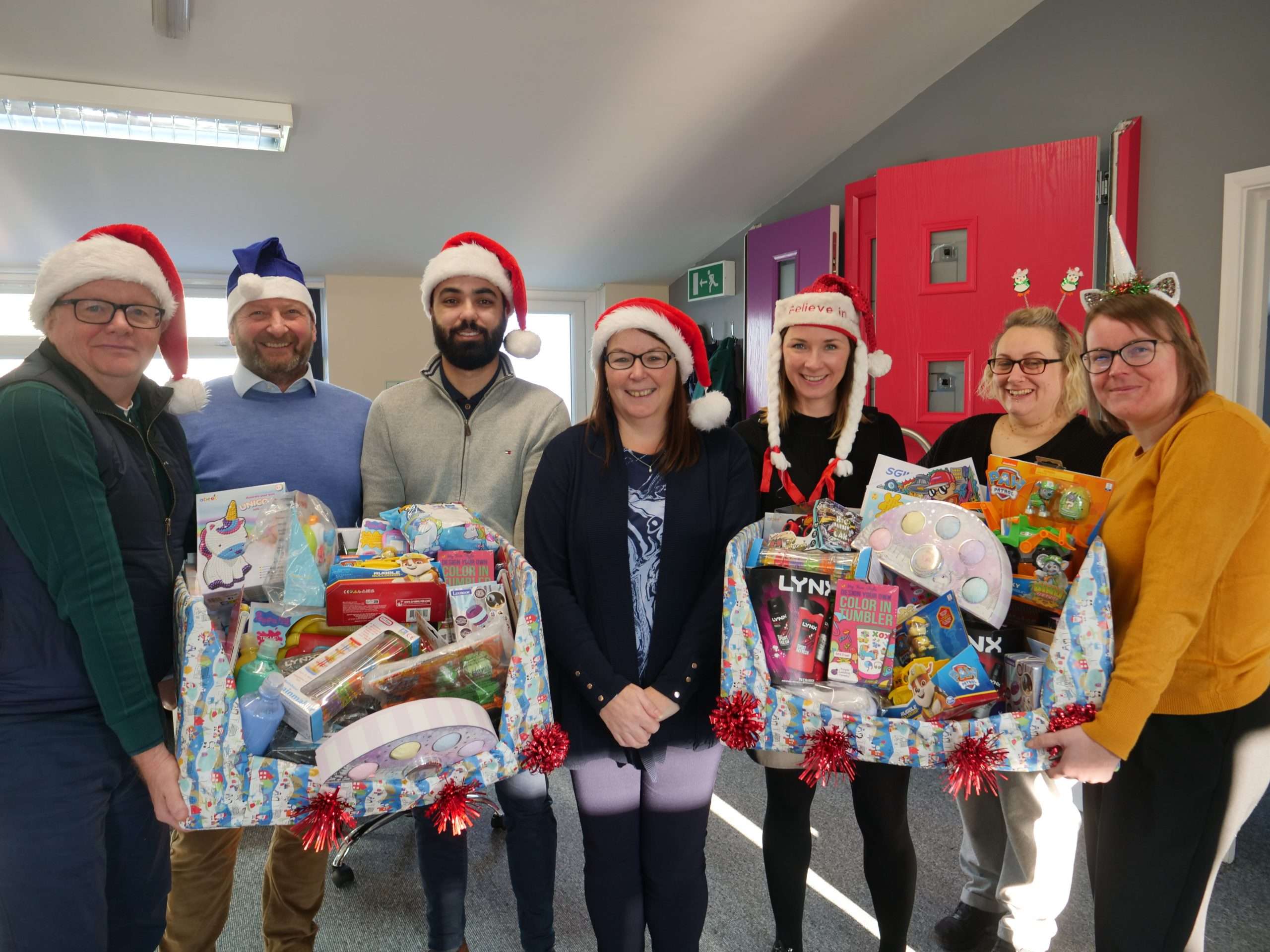 Business Delivers Presents to Children in Hospital Over Christmas