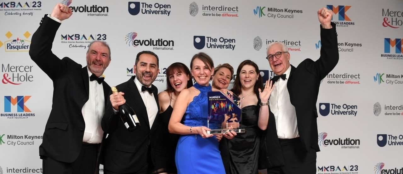 Yellowyoyo wins prestigious Small & Medium Business Award
