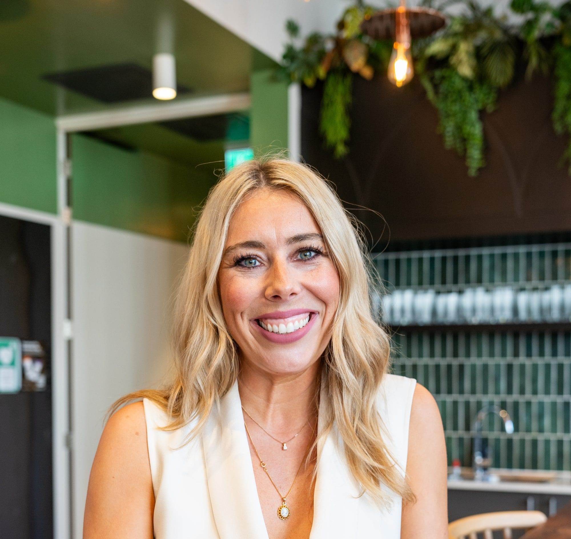 Shopping queen in town to support female business founders