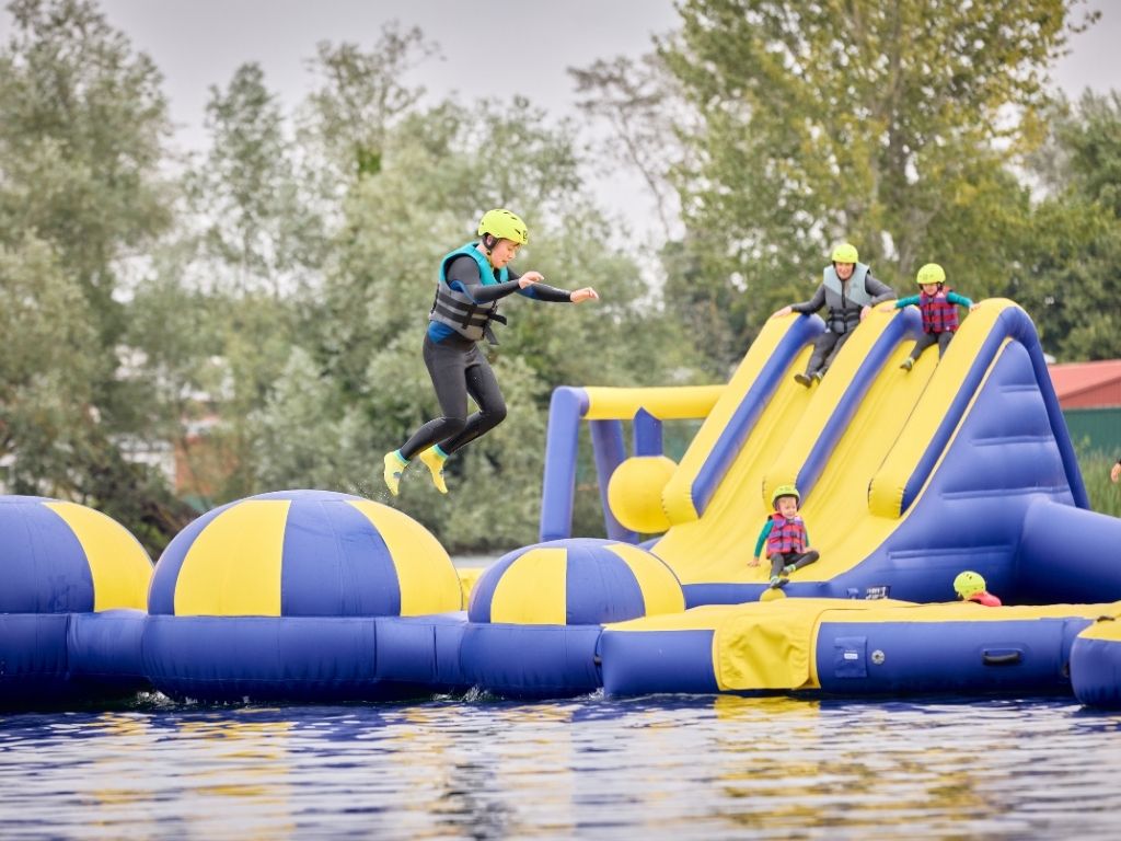 Billing Aquadrome celebrates launch of New Lake Club